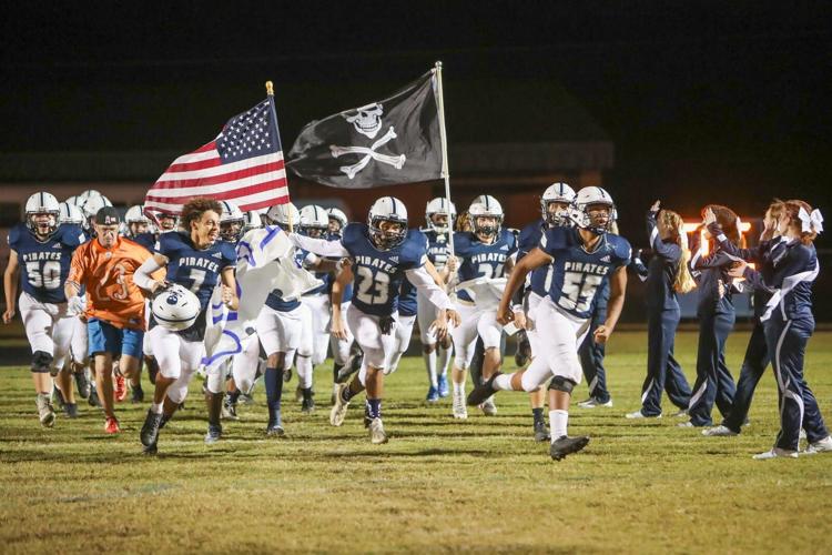 PHOTOS: White Oak at Swansboro Football | Sports | jdnews.com