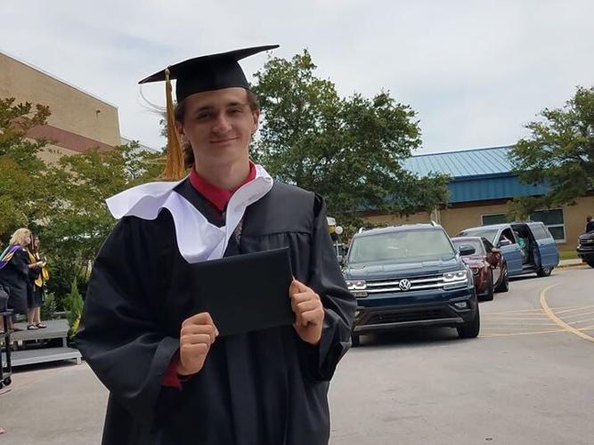 Photos: Croatan High drive-thru graduation | News | jdnews.com