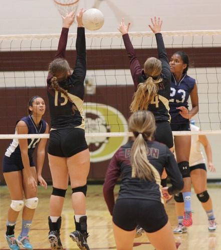 Swansboro finishes strong, downs Dixon in five sets in volleyball ...