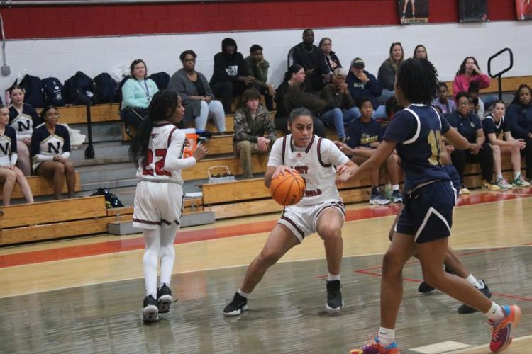 Jacksonville's Kelize Velez-Galan noticing difference in basketball ...