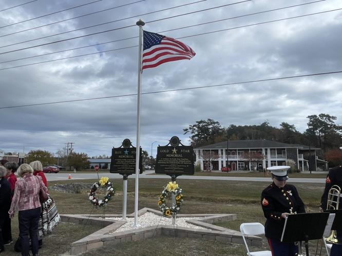 Dedication held Monday in Sneads Ferry in honor of Blue and Gold Star ...