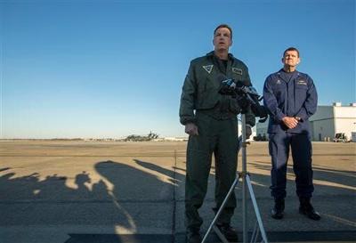 Navy holds memorial for helicopter crash victims | News | jdnews.com