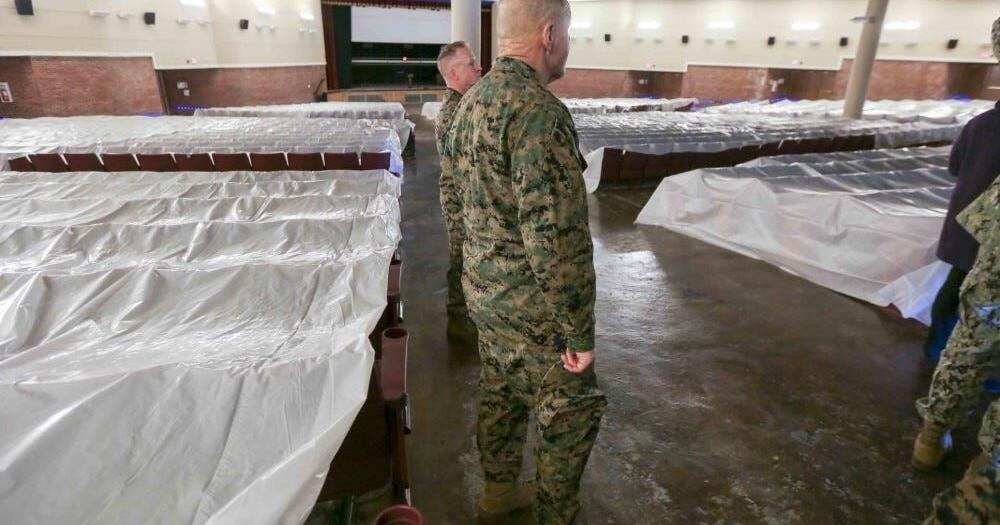 PHOTOS: Secretary of Navy, Marine Corps Commandant visit Camp Lejeune ...