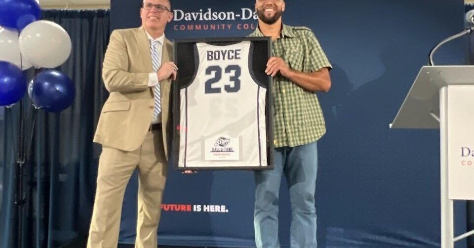 Jacksonville graduate Deon Boyce inducted into Davidson-Davie Community ...