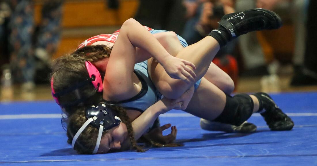 PHOTOS: Onslow County Cup girls' wrestling finals | Sports | jdnews.com