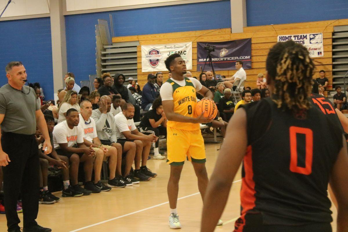 Four-year starter CJ Jackson leading White Oak basketball after East ...