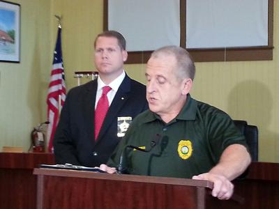 Update: Officers fatally shot suspect as he aimed shotgun at woman ...