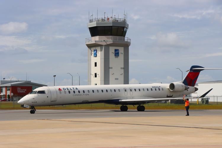 Albert J. Ellis Airport welcomes its 10 millionth passenger | News ...