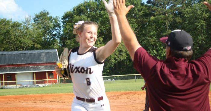 PHOTOS: Dixon defeats Currituck in second round of NCHSAA softball ...