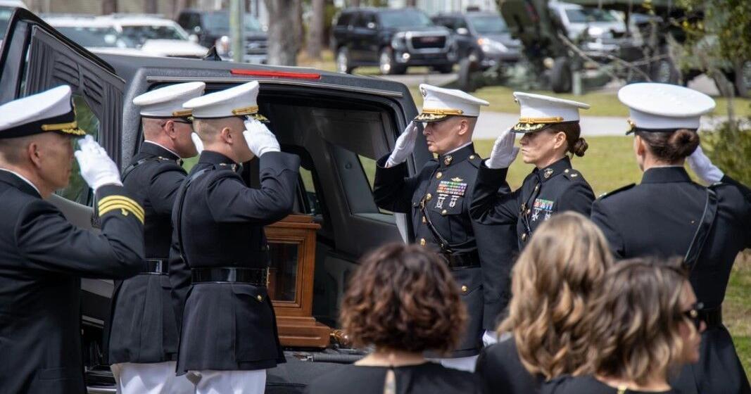 II MEF honors the life and selfless service of Lt. Col. Scott Flurry ...