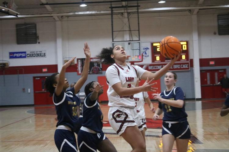 Jacksonville's Kelize Velez-Galan noticing difference in basketball ...