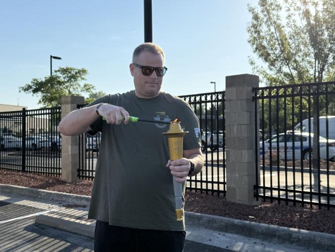 Jacksonville police participate in torch run for Special Olympics ...
