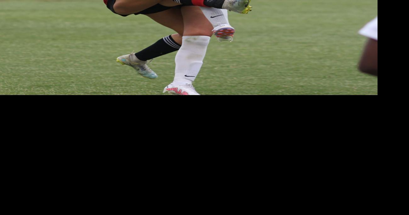 Jacksonville girls' soccer showed "grit" in fourth-round playoff win ...