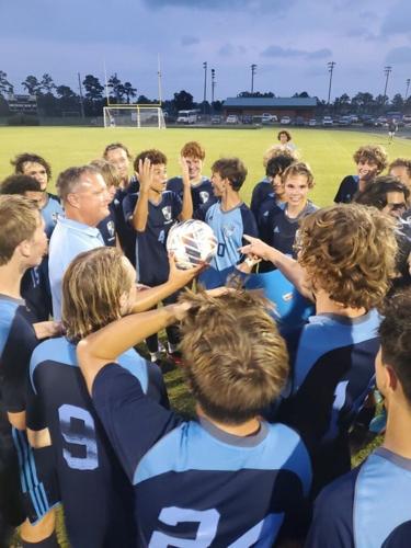 Swansboro soccer coach Doug Kidd earns win No. 900 | Sports | jdnews.com