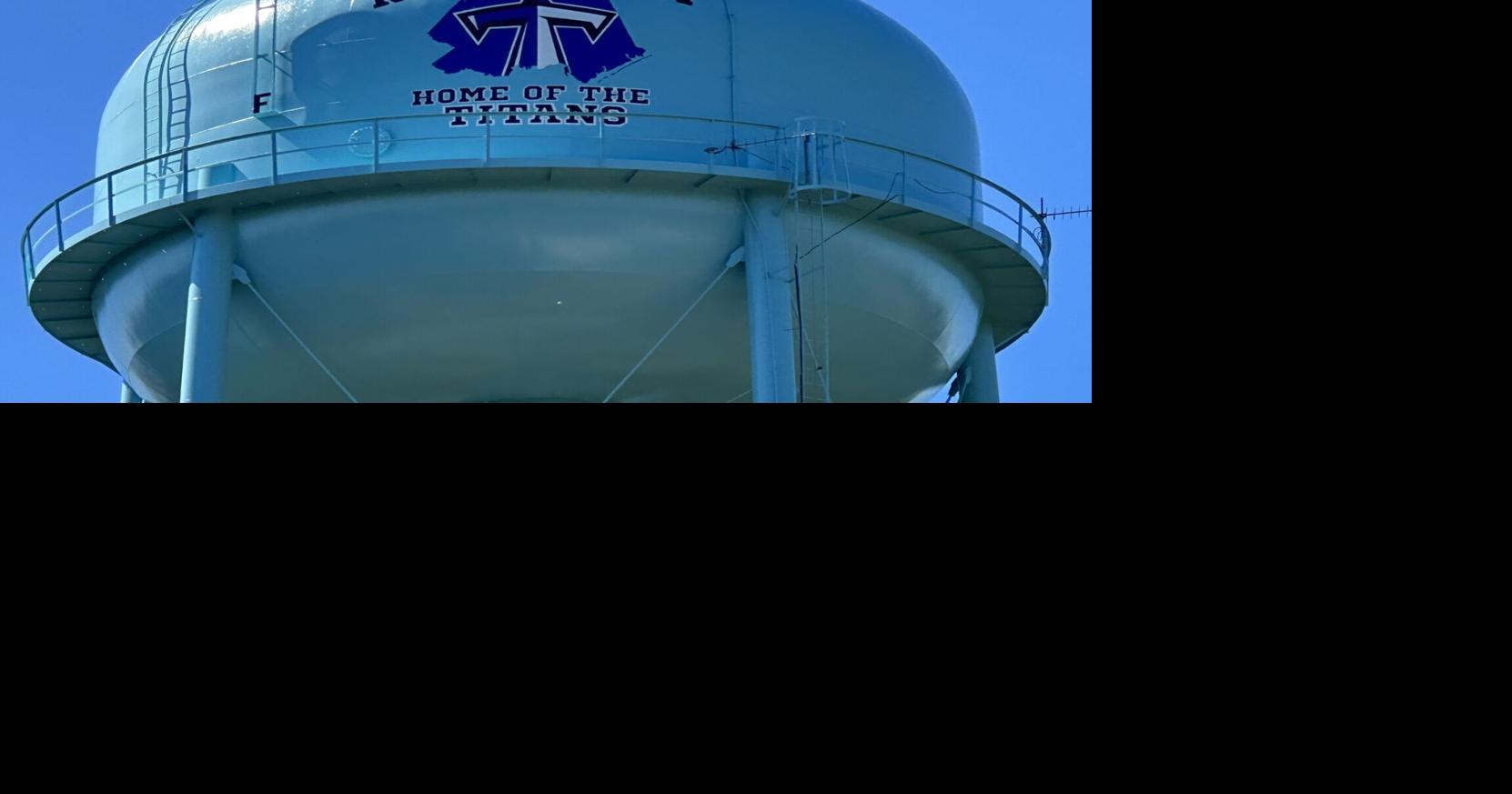 Rocky Point water tower has new mural in support of local high school ...