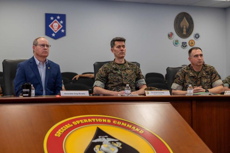 Murphy visits Marine Corps base, child care center | News | jdnews.com