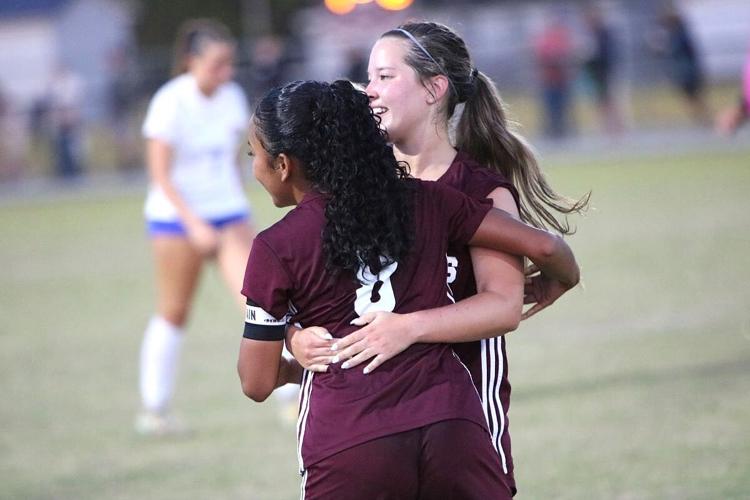 Dixon makes statement in girls soccer clash with Richlands | Sports ...