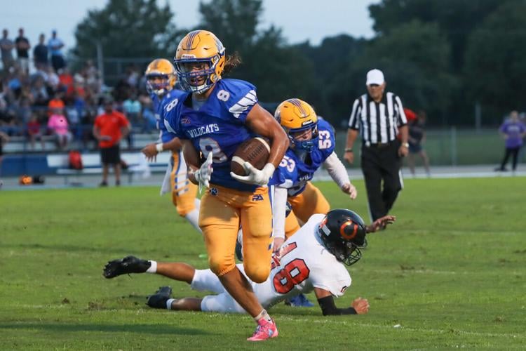 Richlands football creates 'streak of our own' after 25-0 win over ...