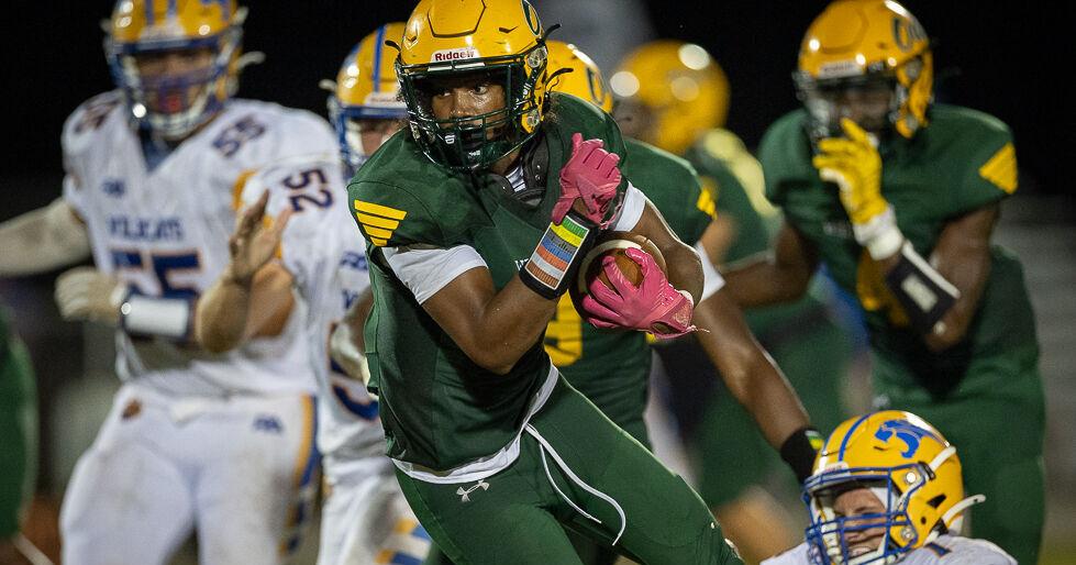 White Oak pulls away from Richlands in week two football action ...