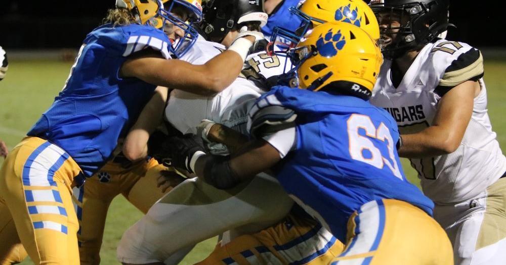 PHOTOS: Croatan at Richlands in Week 8 high school football action ...