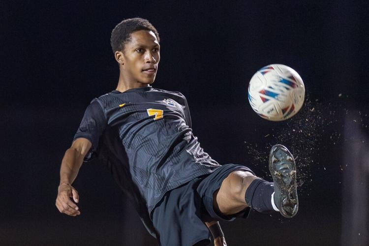 'He is driven to be the best': Richlands' Isaiah Betton is area boys ...