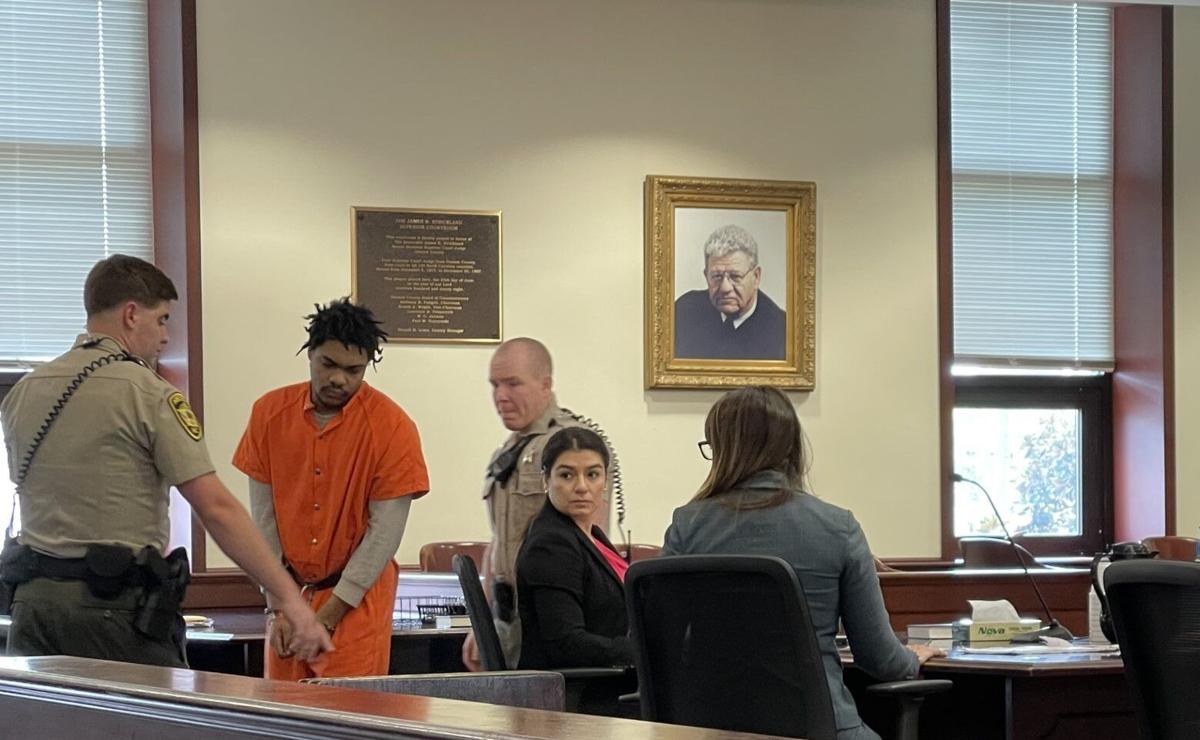 Jacksonville man pleads guilty to 2020 triple homicide of mother ...