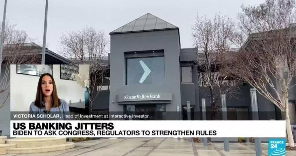 Biden seeks to show stability in bid to avert banking chaos