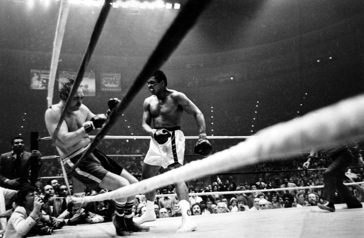 Slideshow: Today In History, Mar. 24