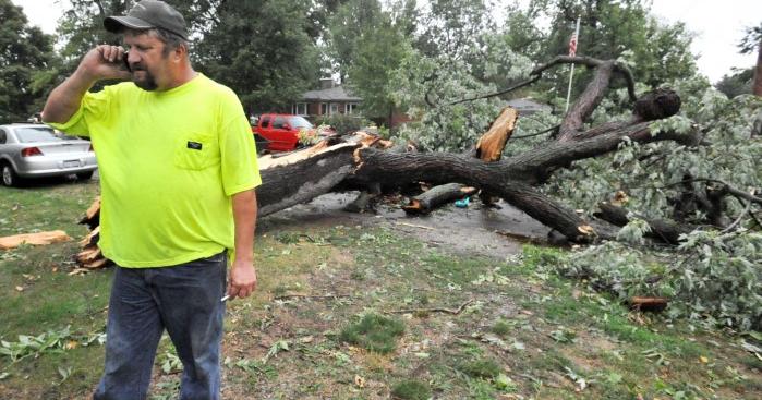 Coles County area hit by storm; Mattoon residents see much of the worst ...