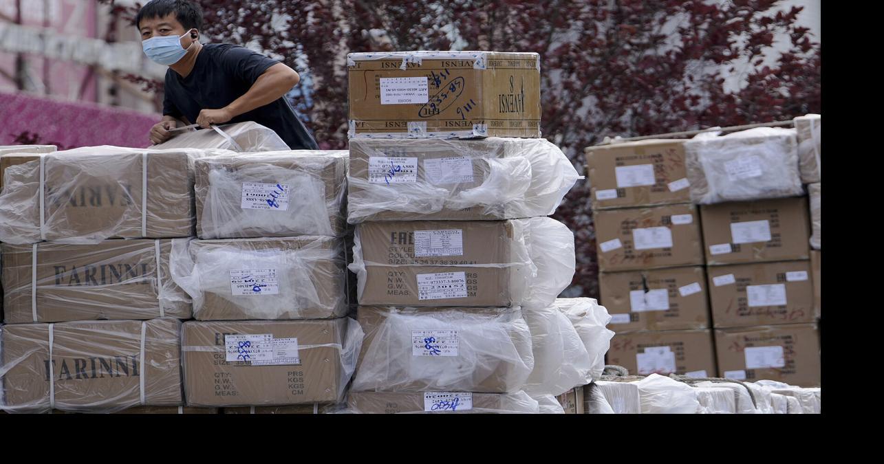 Trump ends tax exemption used by Shein, Temu