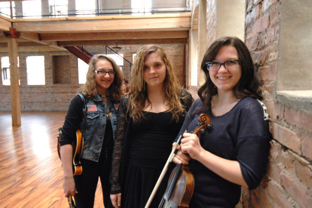 Illnois Old Time Fiddlers Association contest celebrates 50 years