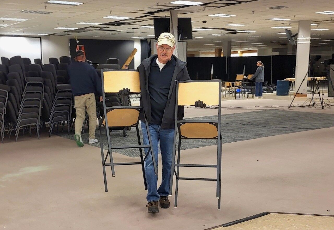 Photos: Mattoon Fields Church moves into temporary location at mall