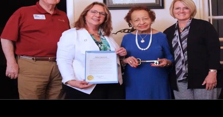 Mattoon honors 101-year-old former resident, EIU alumnus