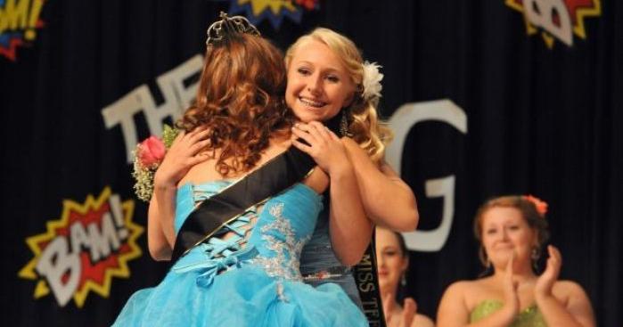Mikala Couch Miss Teen Bagelfest winner