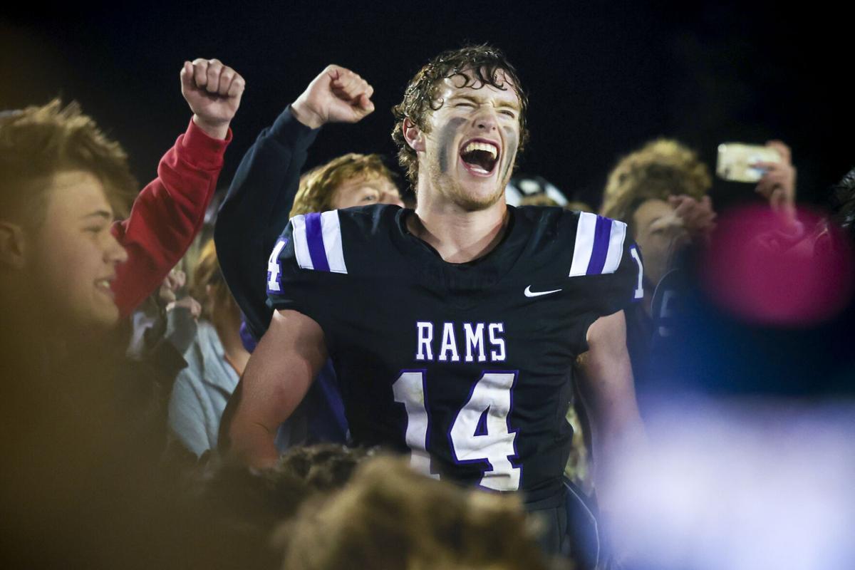 Shelbyville football returns to Class 2A semifinals