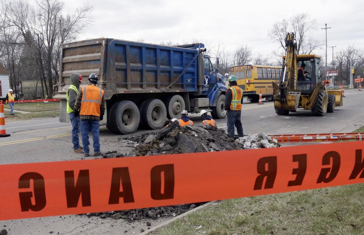 Michigan urges toughest lead rules in US after Flint crisis