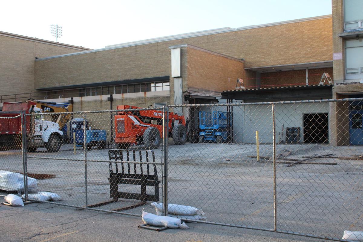 Eastern Illinois University union reaches deal including salary increase