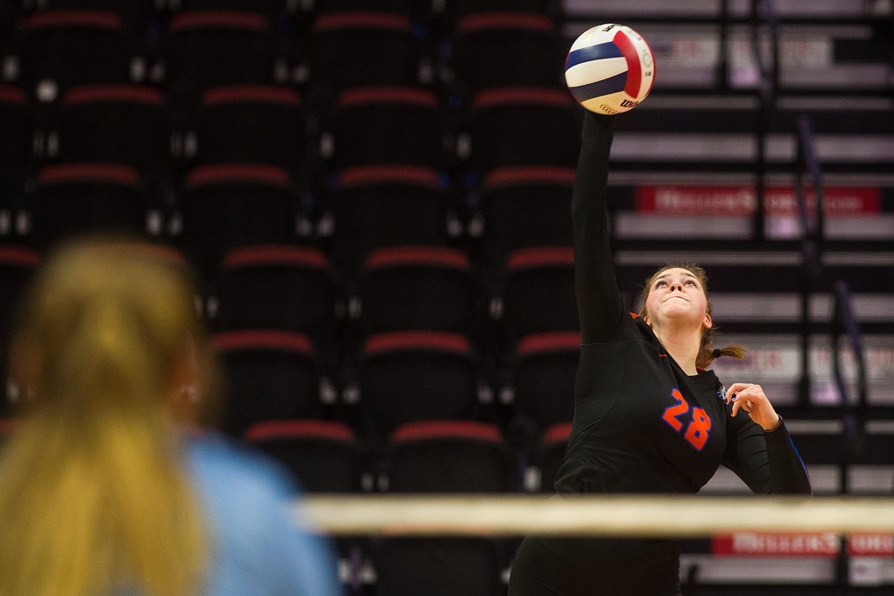 St. Teresa beats Breese Mater Dei to claim the first state volleyball ...