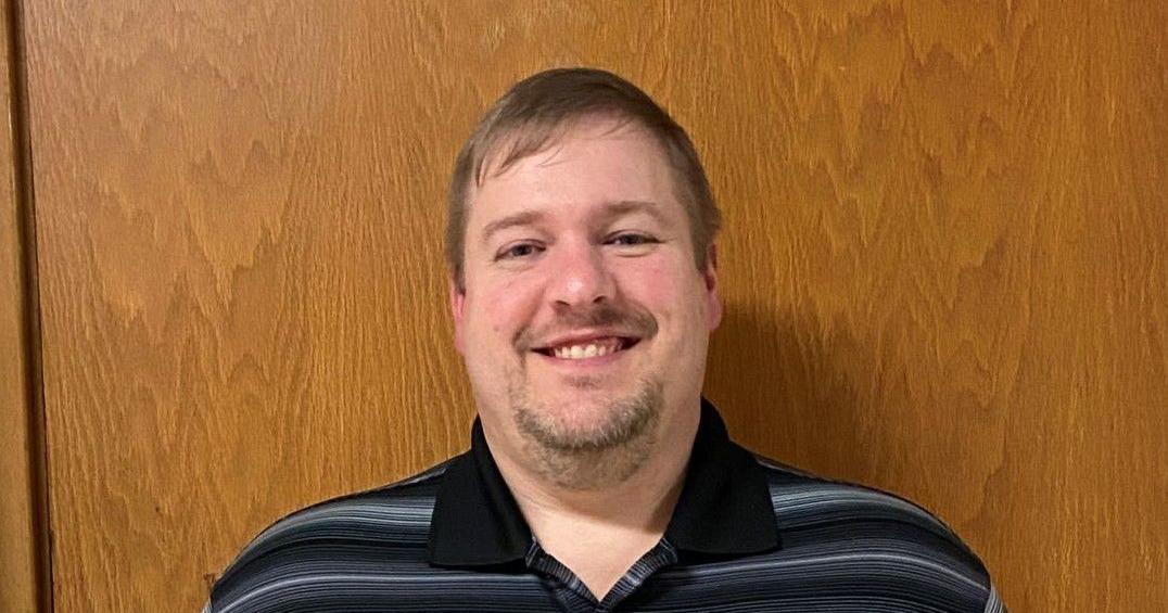 New math teacher Brian Shamhart brings extensive teaching experience ...