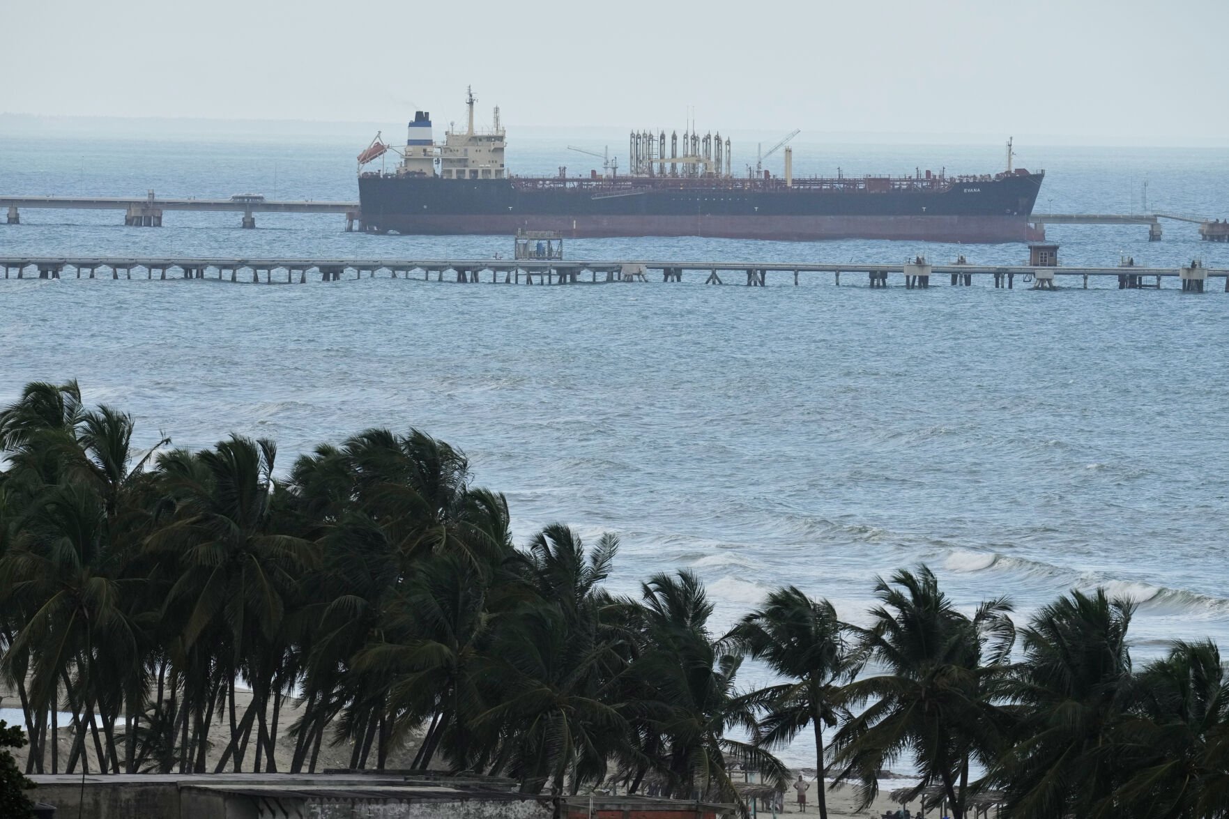 Trump plan for Venezuela oil unlikely to move prices quickly