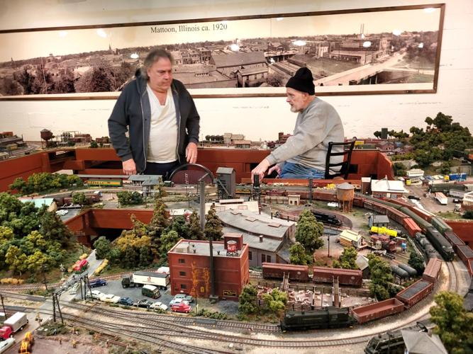 Author Dave Moravec to hold book signing at Mattoon depot