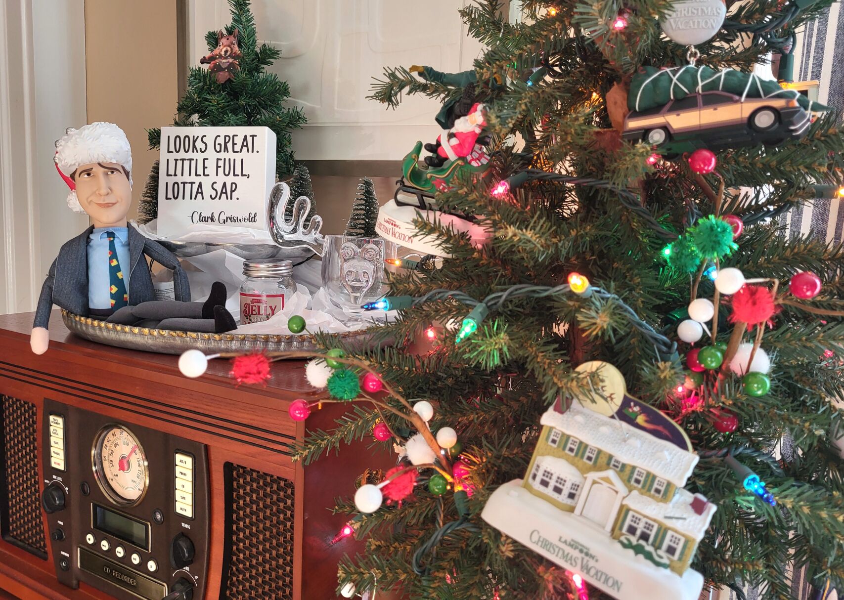 Western Avenue home part of PEO Christmas Walk in Mattoon