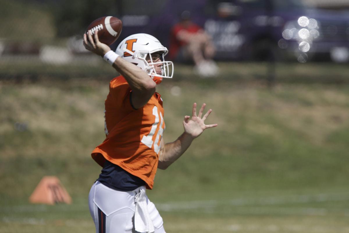 Brandon Peters named Illinois football's starting quarterback