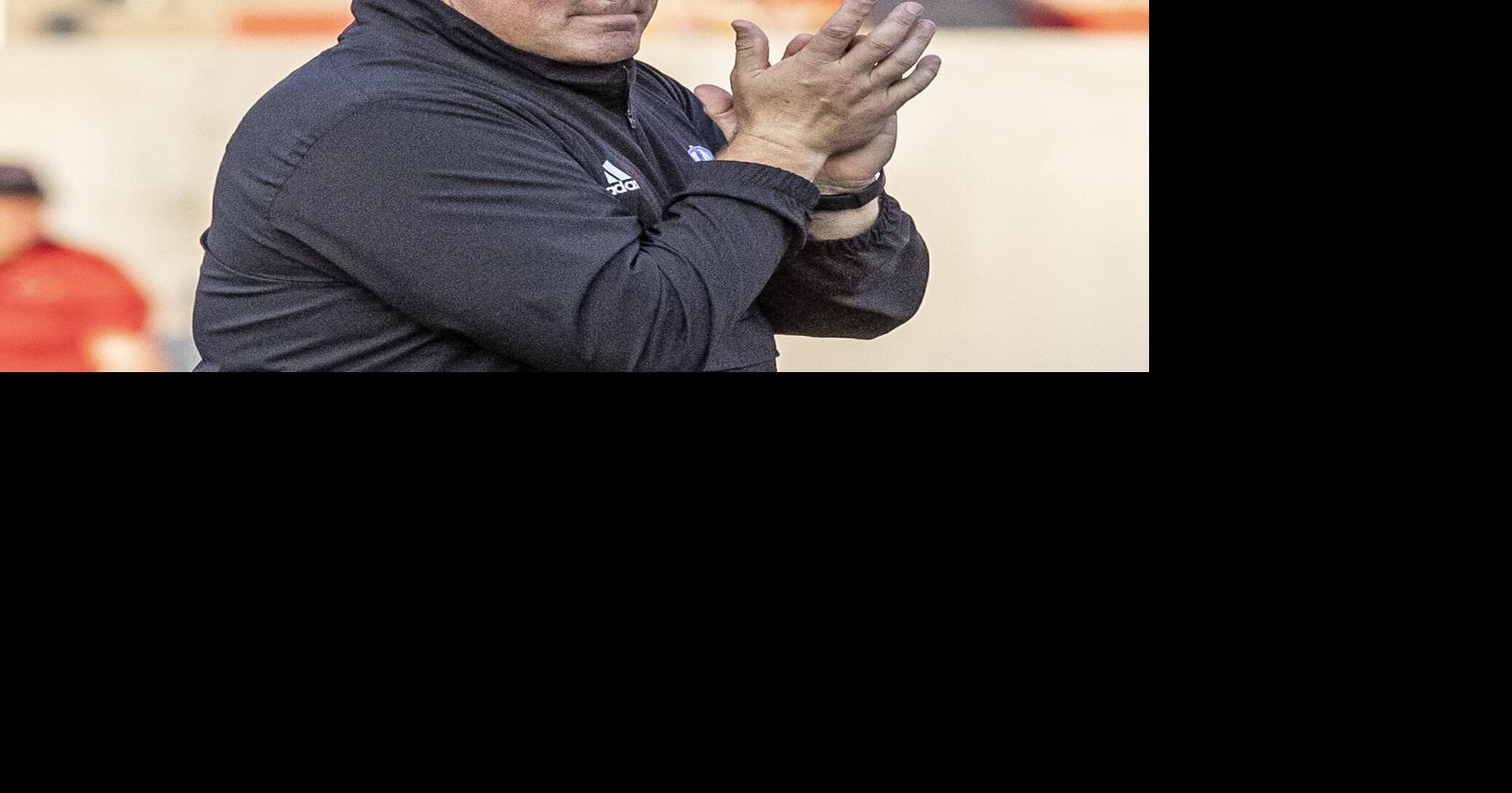 Eastern Illinois football adds eight players on signing day