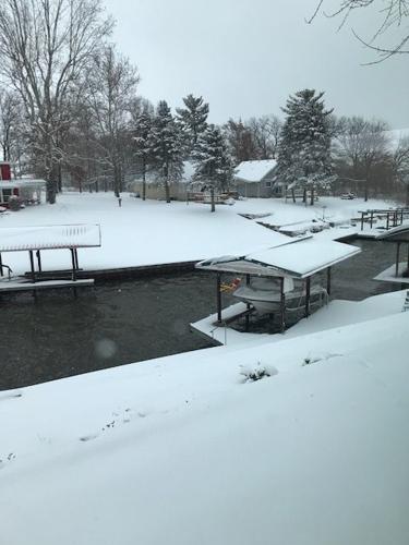 About 6 inches of snowfall reported at Lake Mattoon