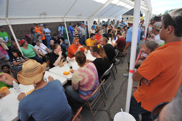 Cheese curling competition pulls in Arthur visitors
