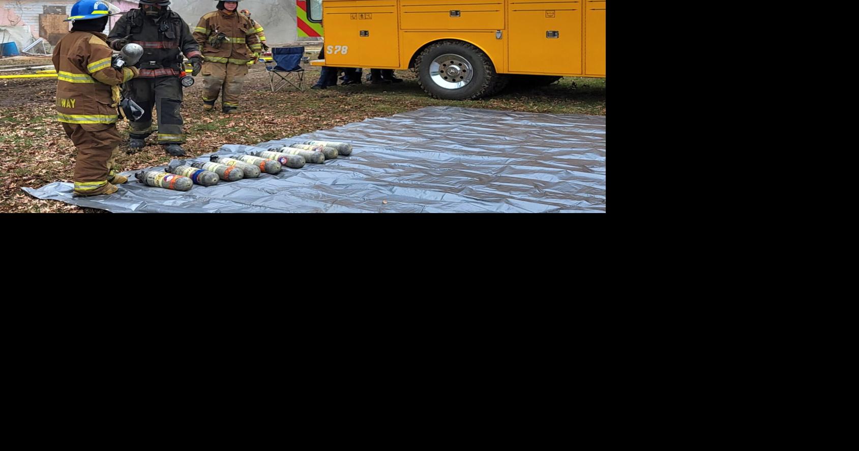 Volunteer firefighters train by burning rural Mattoon house