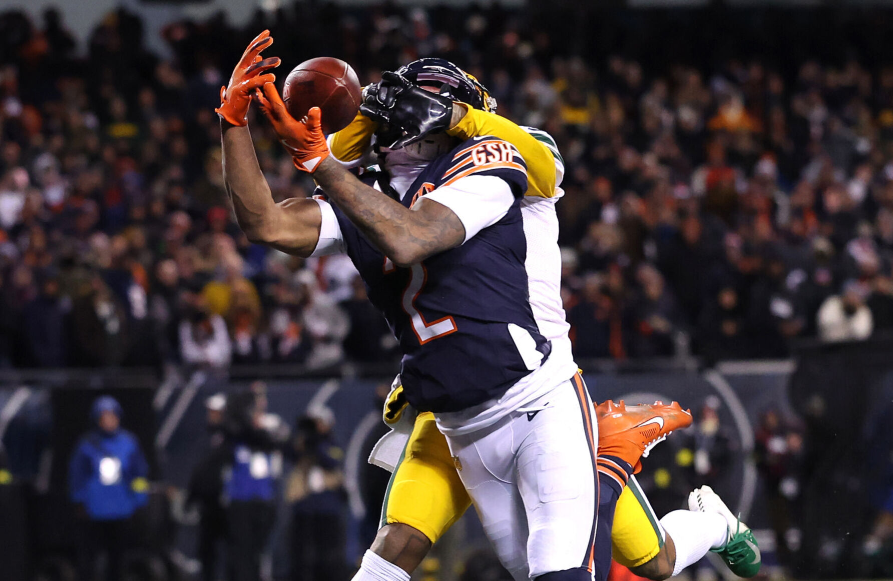 Inside the Caleb Williams-to-DJ Moore OT touchdown for a Chicago Bears ...