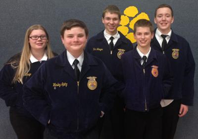 FFA Members attend public speaking contest