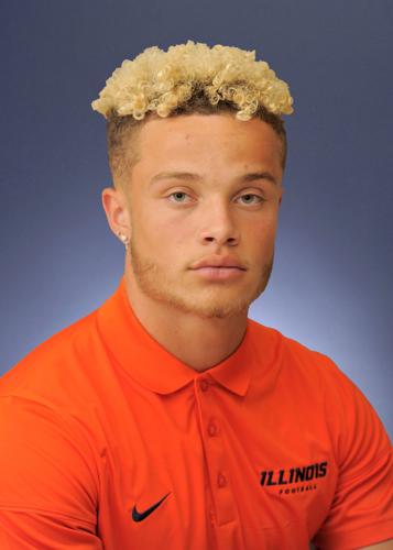 Casey Washington carries chip, brings talent to Illinois football